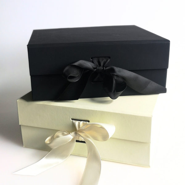 FLAT-PACKED GIFT BOX with RIBBON - Eco Candle Project
